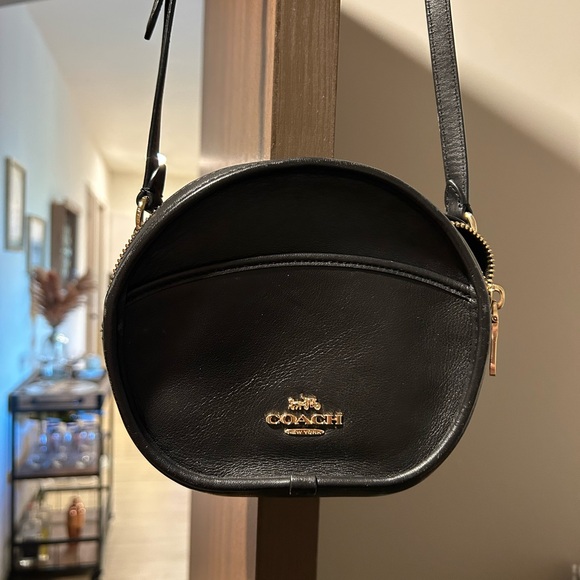 Coach | Bags | Coach Black Round Leather Crossbody Bag | Poshmark
